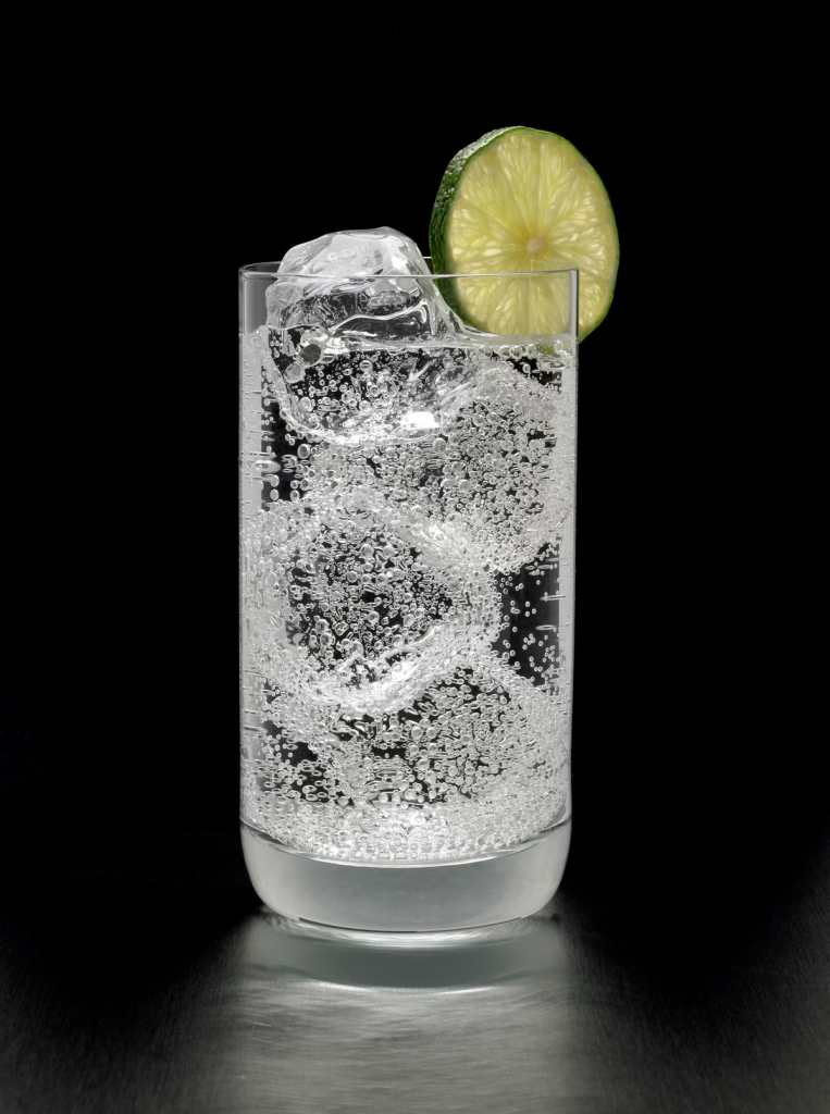 Tonic Water Caffeine content: How Much is in a bottle?